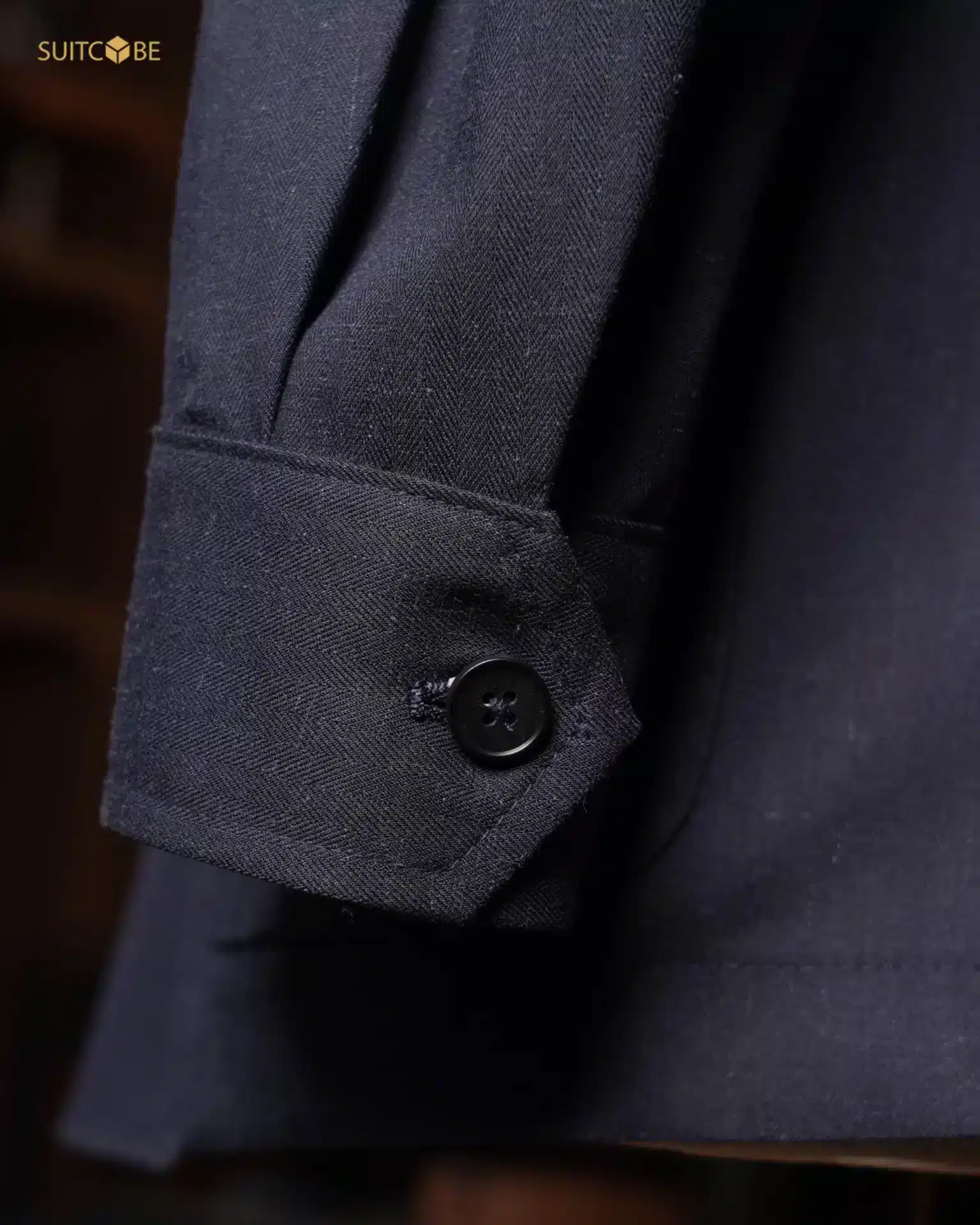 Safari Jacket : A Timeless Classic That Completes Every Look | SUITCUBE