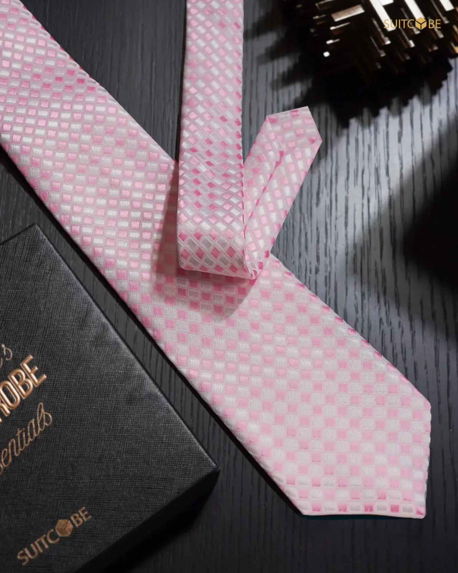 Necktie สีชมพู NT-8D0824777 | SUITCUBE